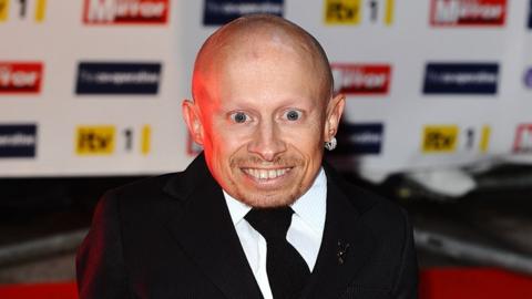 Mini-Me actor Verne Troyer's death is ruled a suicide - BBC News