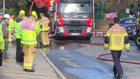 Tenby school fire: Manorbier pupils evacuated after blaze - BBC News
