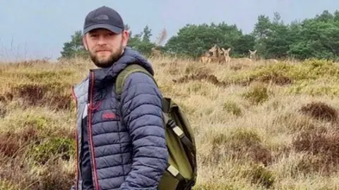 Former Derby soldier hiking for armed forces charity