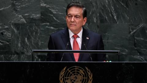 Panama country profile - BBC News