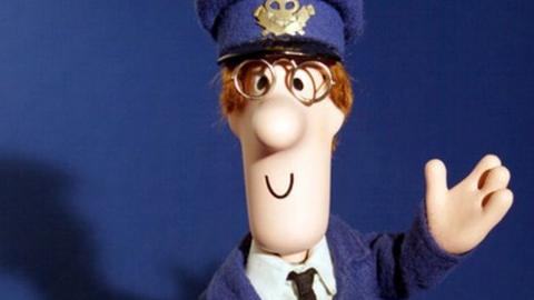 Postman Pat sets saved from destruction go on display - BBC News