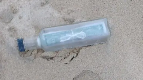 Message in a bottle finders speak to US sender