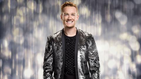 Strictly Come Dancing 2016: Meet this year's contestants - BBC News