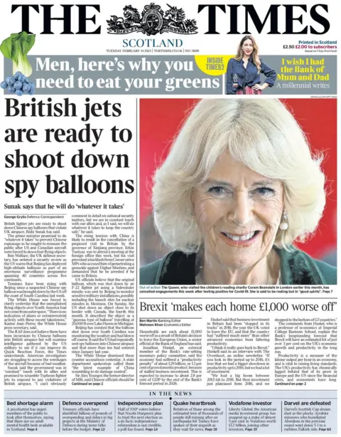 Scotland's papers: Pay offer to teachers and independence poll