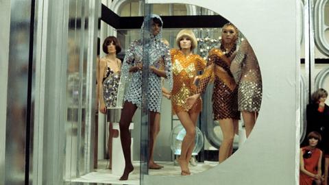 Paco Rabanne: Celebrated designer dies aged 88 - BBC News