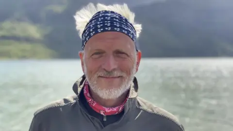 Thames Path walk for couple raising awareness of rare condition