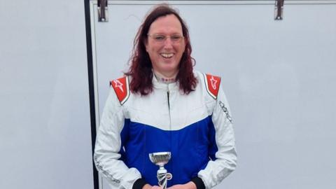 Transgender racing driver praises 'warm welcome' at Snetterton - BBC News