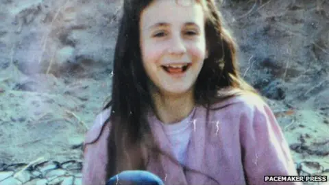 Shankill bomb memorial unveiled on 30th anniversary