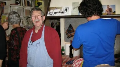 Jim Haynes: A man who invited the world over for dinner