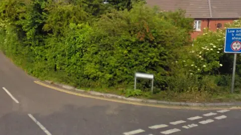 Westbury's controversial Slag Lane signs to be reinstated