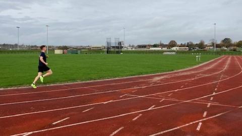 World champion's dad campaigns to save Herefordshire track - BBC News