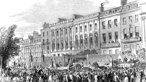 How did mass teetotalism change Victorian London?