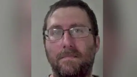 Tenterden: Sex offender who targeted teens jailed