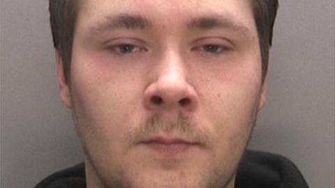 Sean Caffrey sentenced for stealing US military data - BBC News