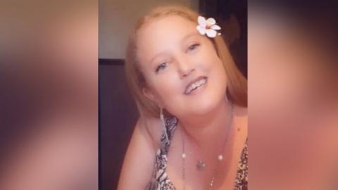 Brynamman: Woman burned by exploding hot water bottle - BBC News