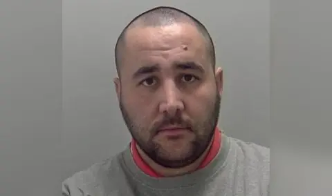 Man jailed over fatal Alcester pub brawl