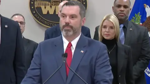 US prosecutor resigns after Trump says 'I want him out'