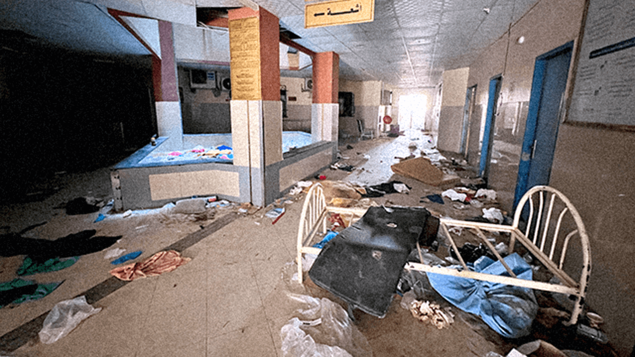 How gunfire and fear engulfed Gaza hospital before Israeli raid - BBC News