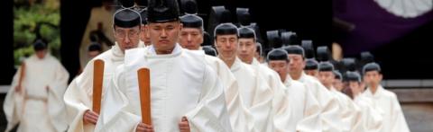 'Samurai sword' attack leaves three dead at Tokyo shrine - BBC News