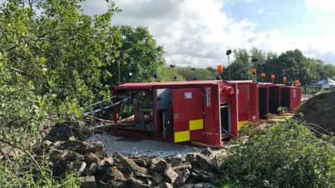 Whaley Bridge dam: The people who saved a village - BBC News