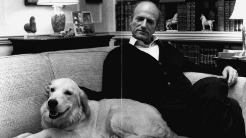 Claus von Bülow: Socialite cleared of trying to murder his wife dies ...
