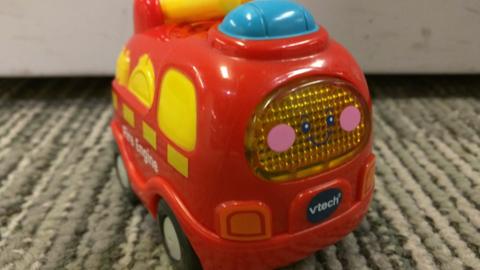 Parents urged to boycott VTech toys after hack - BBC News