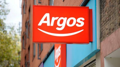 Argos in same-day delivery push ready for Christmas - BBC News