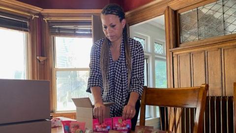 Risk of major disruption as UPS strike looms in US - BBC News