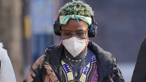 Pro-Palestinian protests: Paraglider badge wearers found guilty