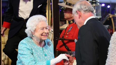 Platinum Jubilee: Windsor Castle displays Queen's coronation gown and ...