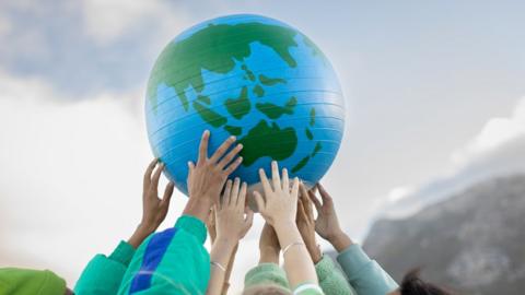 Earth Day: How to talk to your parents about climate change - BBC News