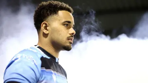 World War Two: Man who saved Cardiff City Hall from bomb turns 100