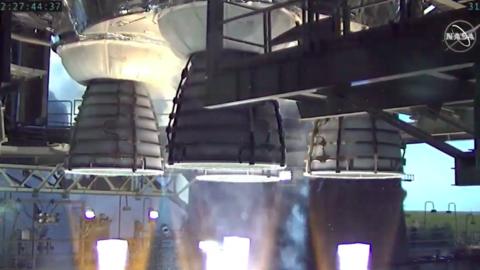 SLS: Nasa's 'megarocket' engine test ends early - BBC News