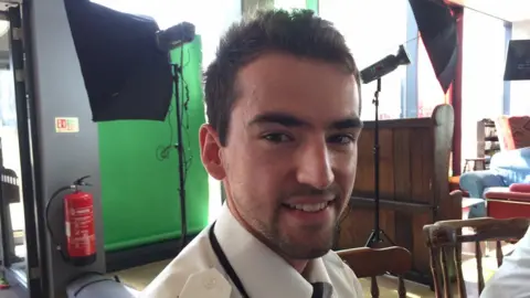 'Five reasons why I became a prison officer'