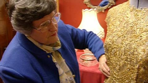 Queen Elizabeth II: Dressmaker 'so lucky' to land dream job - BBC News