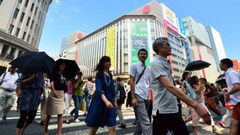 Japan adopts negative interest rate in surprise move - BBC News