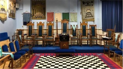 Harakati za Freemason zinazotuhumiwa kusambaza mafundisho ya shetani ...