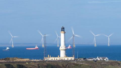 Seabed power grid to link North Sea wind turbines - BBC News