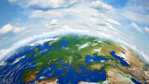 Climate change: How green is your parcel? - BBC News