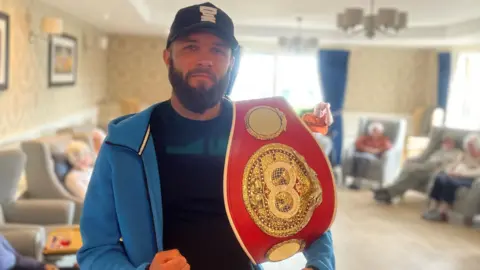 Anthony Cacace: boxer gets a west Belfast welcome