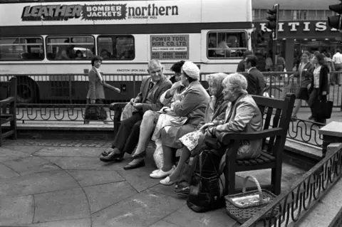 1970s Hull caught on camera by Chilean Luis Bustamante