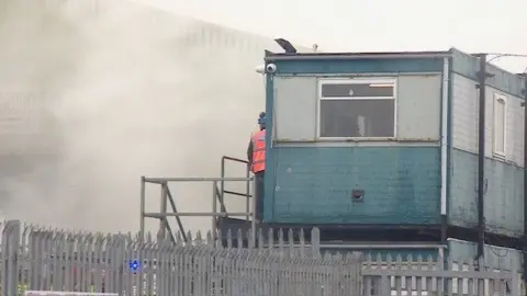 Primary school shuts amid call to close windows due to fire