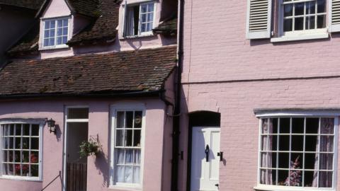Why would you want to live in Suffolk? - BBC News