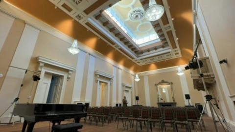 Coventry Drapers' Hall transformed into music venue in £5m revamp - BBC ...