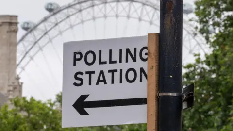 Polling stations open as Londoners cast their votes