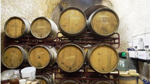 How the craft beer revolution started - BBC News