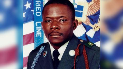 Col Paris Davis: Black Vietnam veteran to finally receive Medal of ...