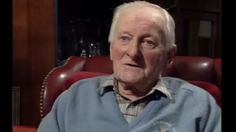 Plaque unveiled to Cudworth's 1936 Olympic medallist