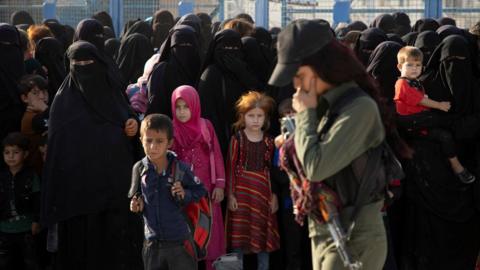 'They call us garbage people': The Syrians surviving off US army waste ...