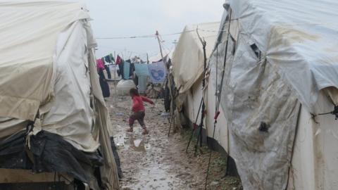 Iraq conflict: Kurdish forces 'destroyed Arab homes' - BBC News